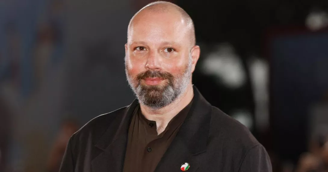 Le cinéaste Yorgos Lanthimos veut échapper aux tapis rouges grâce à l ...